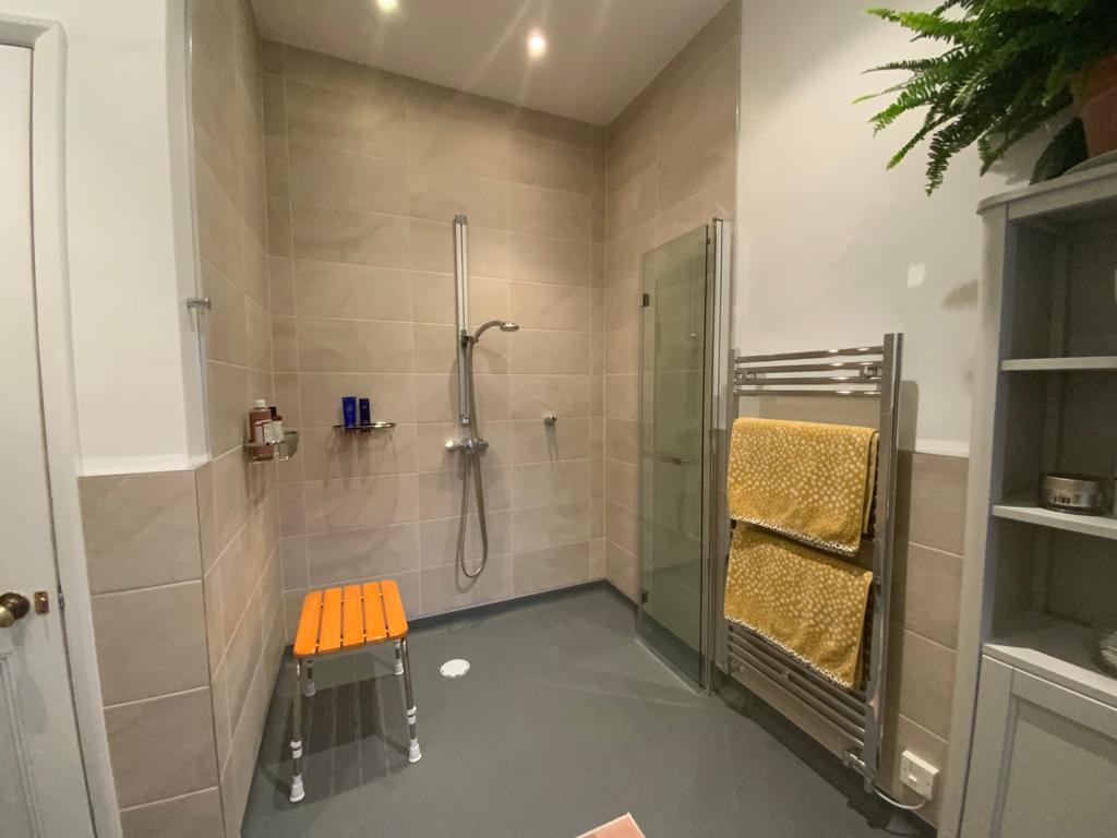 Regain Independence & Safety in the Bathroom